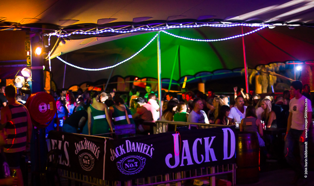 Home | Jolly Dolphin